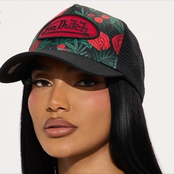 Von Dutch | Accessories | New Von Dutch Black Cap With Red Floral ...